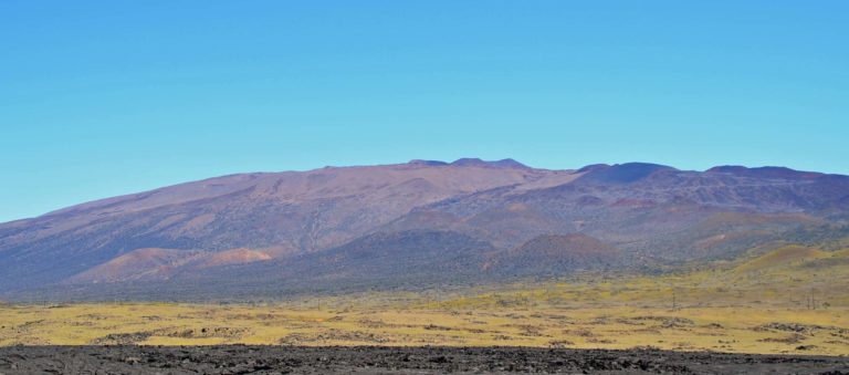 Mauna Kea - Driving the Saddle Road to the World's Largest Mountain