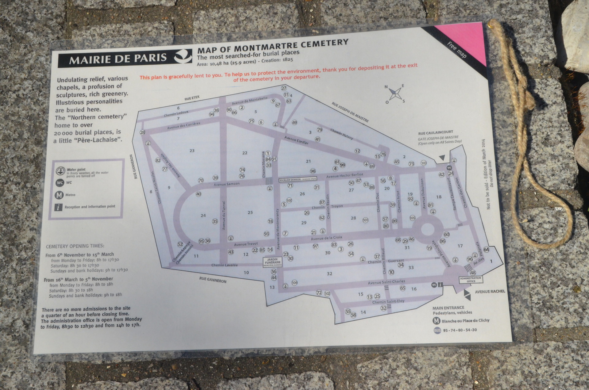 Montmartre Cemetery - How to Enjoy a Self-Guided Tour