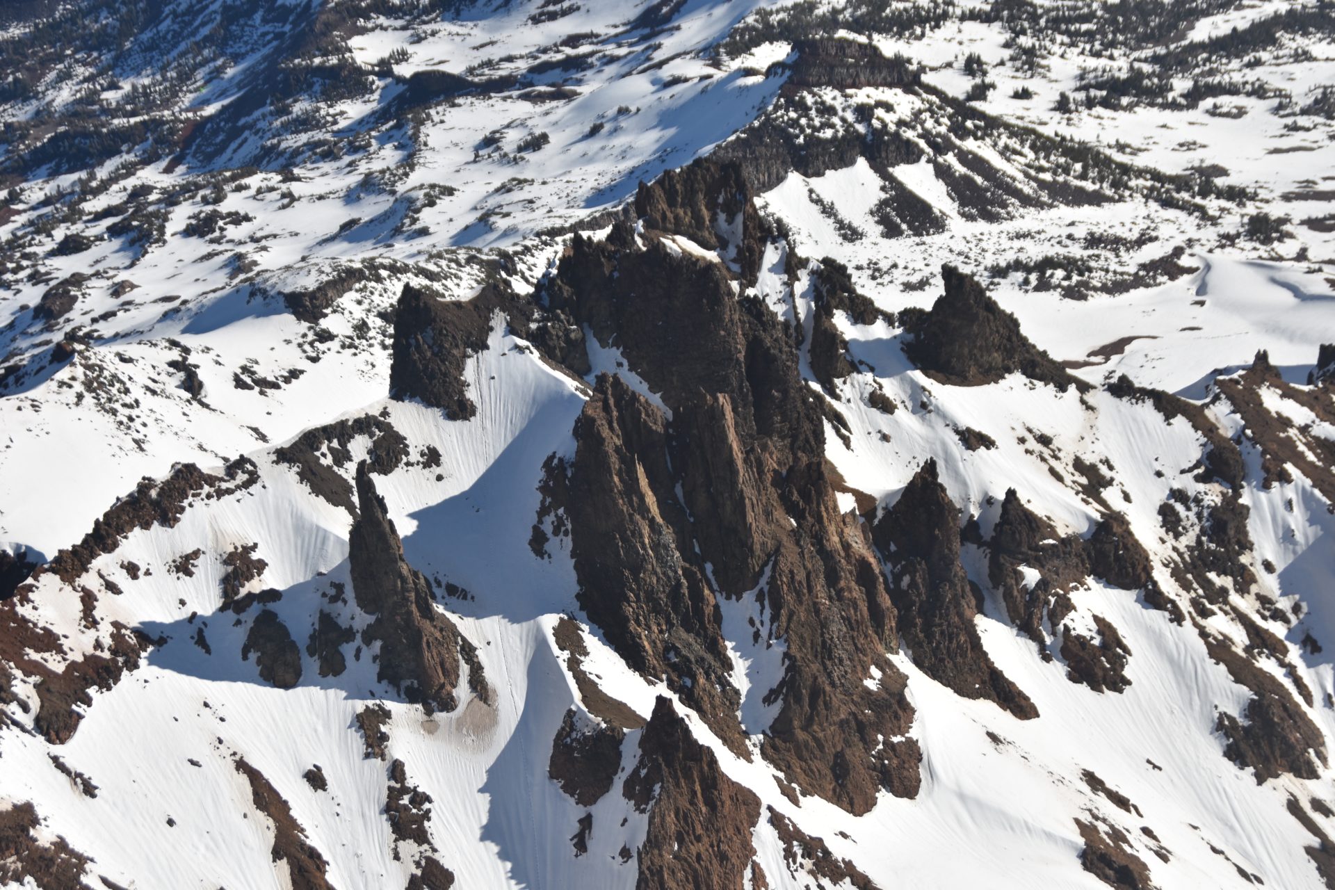 Big Mountain Heli Tours of the Oregon Cascades - The Maritime Explorer
