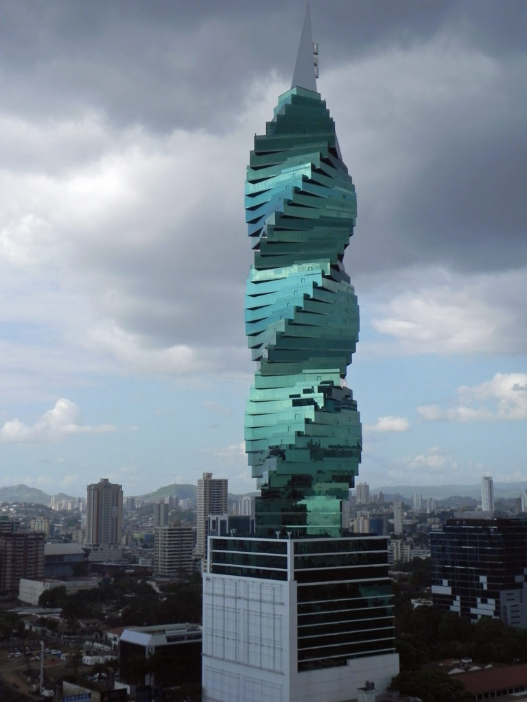 Panama City - The Old and the New - The Maritime Explorer