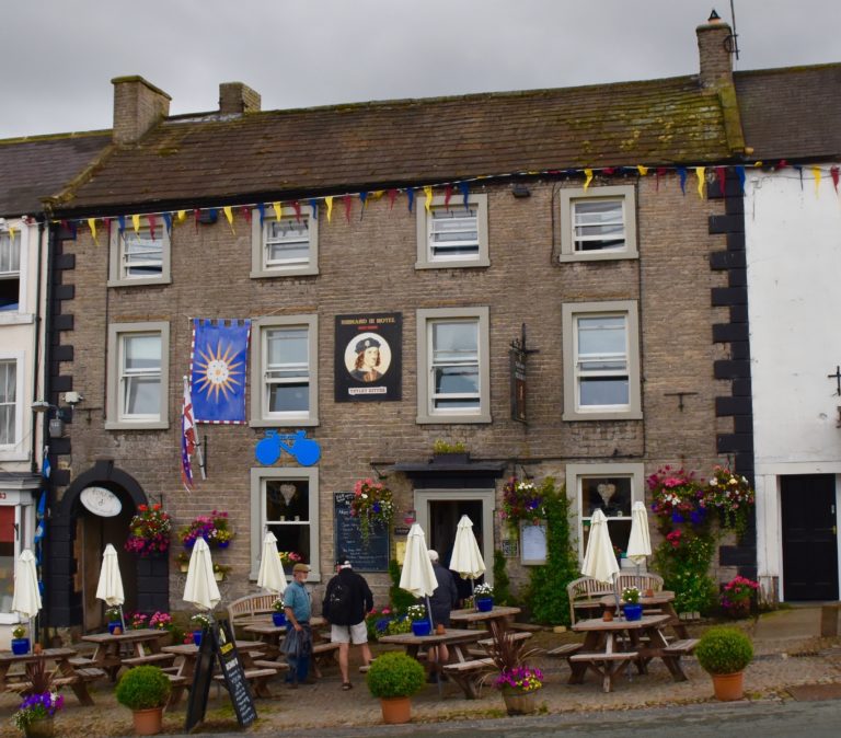 Middleham Castle - Home of Richard III - The Maritime Explorer