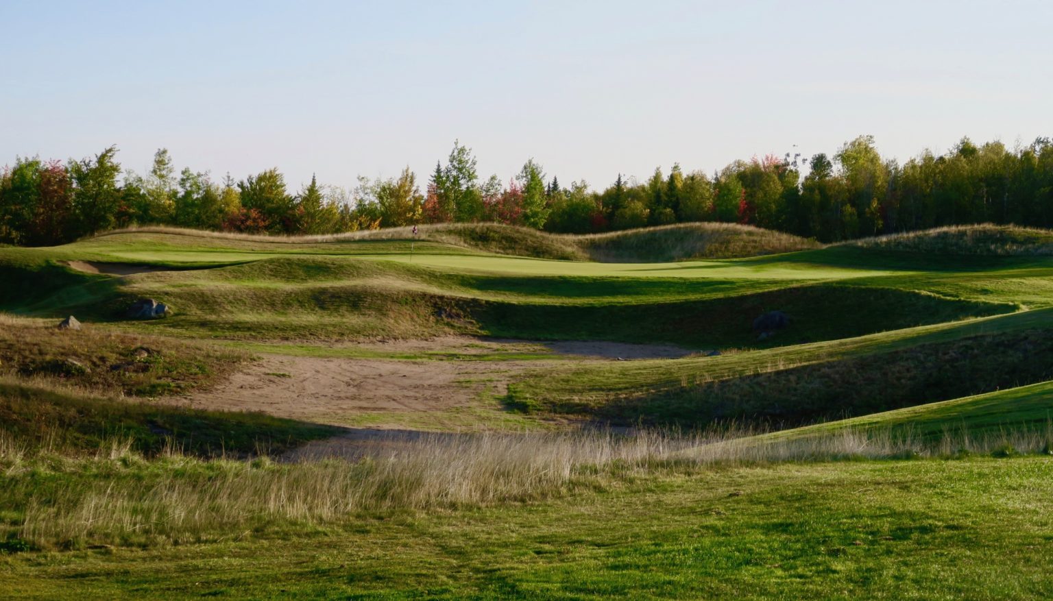 Kingswood Golf Course Hole by Hole - The Maritime Explorer