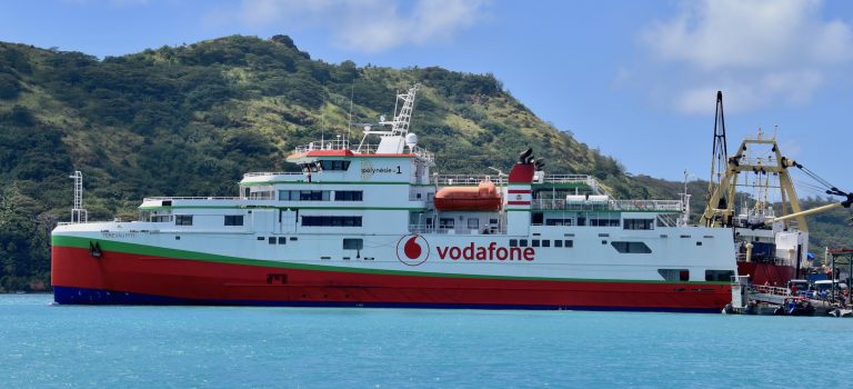 Bora Bora by Boat - The Maritime Explorer